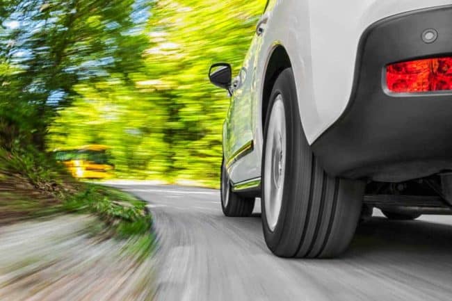 What Speed Can My Tires Handle? [Speed Rating Reference Chart]